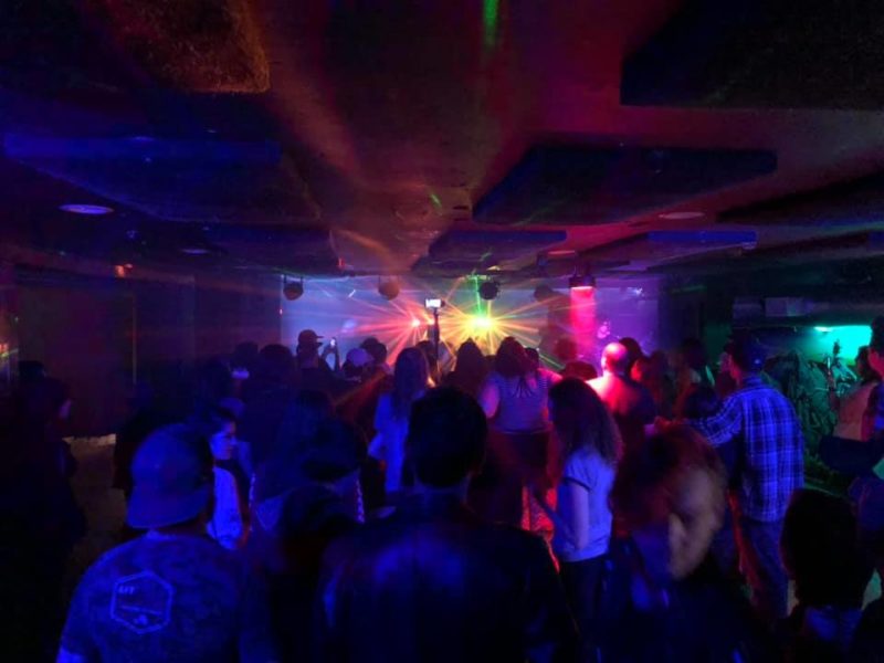 Top Bars in Bend, Oregon | Bend Nightlife | Moving To Bend